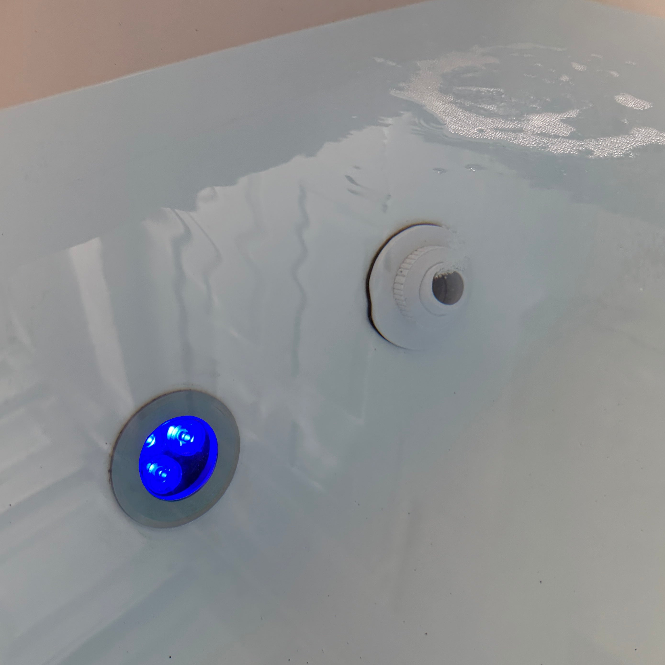 Chilly - Cold Plunges, Cold Tubs, Ice Baths, and Cold Plunge Chillers ...